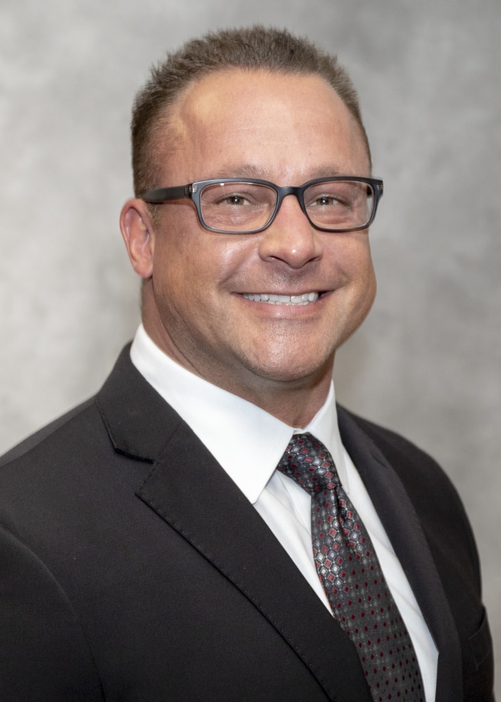 Sundt's Ryan Nessen Rallies the Troops to Build a Culture of Giving Back